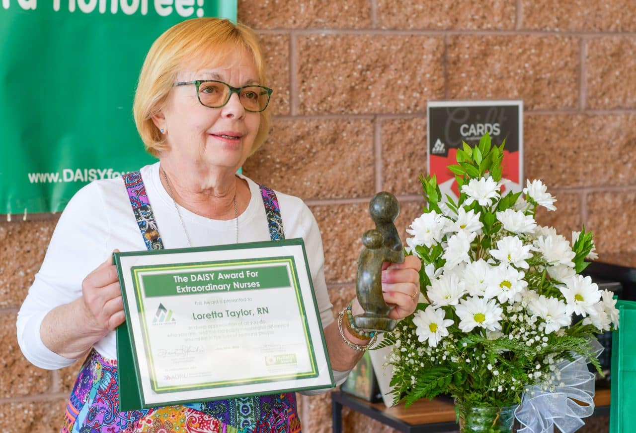 Delta Health recognizes extraordinary nurses with DAISY Award - Delta Health